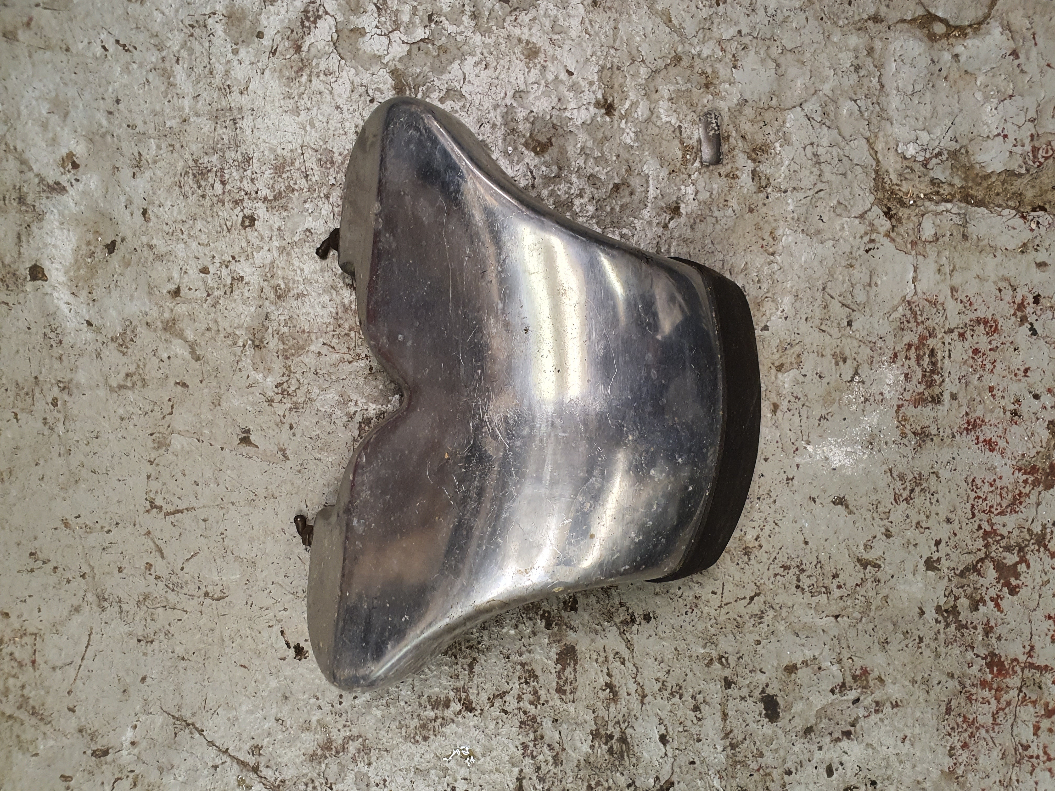 Jaguar MK2 3.4 & 3.8 Air Intake Plenum C16476 (Second Hand)